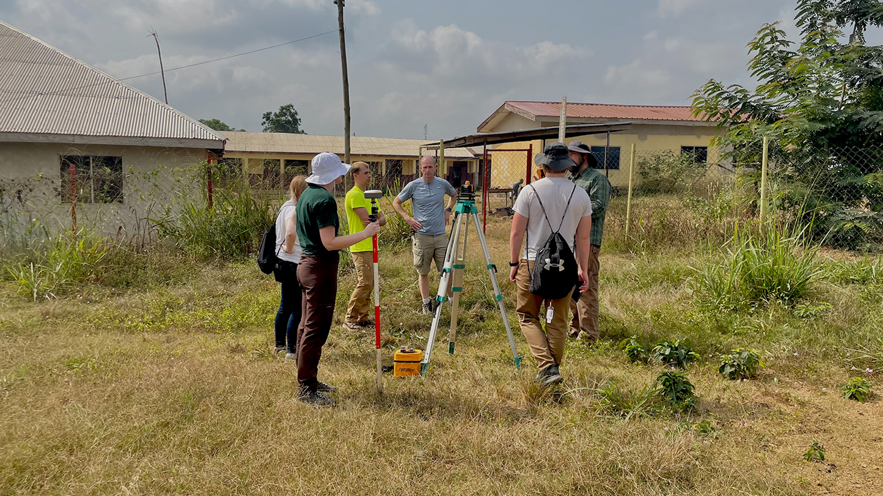 Engineers Without Borders Student Chapter travels to Ghana, surveys land for new school | UW ...